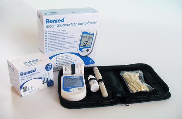 Blood glucose monitor with lancing device - BGM-40 - Romed Holland