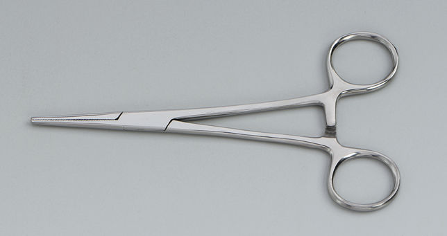 Clamp forceps - 142-A - Embalmers Supply Company - stainless steel