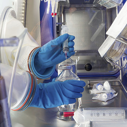 Pharmaceutical isolator - Bioquell QUBE - Bioquell - ISO class 5 ...