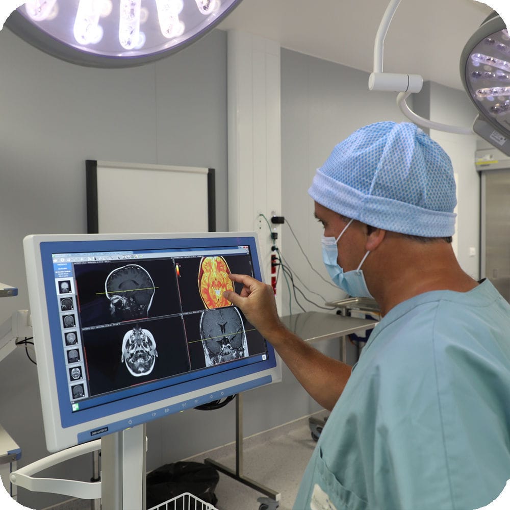 Visualization management system - Compact 4K-H - SURGIMEDIA / ISIS ...