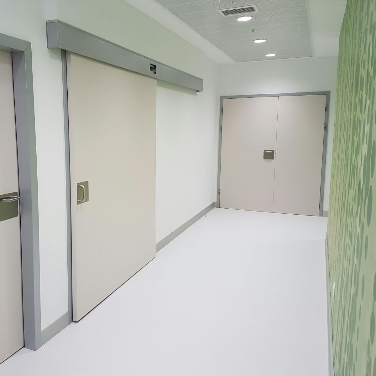 Healthcare facility door - SOLECO DOORS - sliding / aluminum