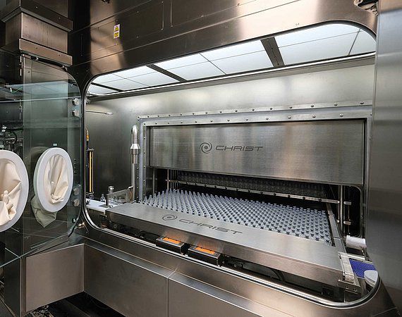 Production system - Martin Christ Gefriertrocknungsanlagen