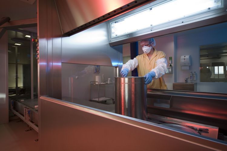 Sampling cabin - PB 1 - Weiss GWE GmbH - for clean rooms / floor ...