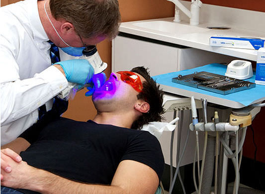 Oral cancer screening device - VELscope® Vx - LED Dental - fluorescence