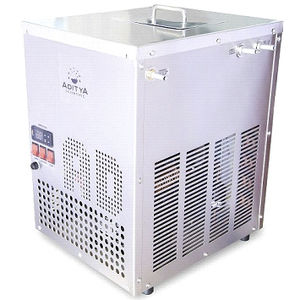 Compact laboratory chiller - RT 05025 - Aditya Scientific - recirculating