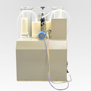 Medical oxygen concentrator - AHG-020 - Shenyang Aerti Tech - on casters