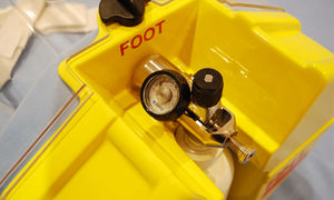 Neonatal transport incubator - Baby Pod 20 - Advanced Healthcare Technology