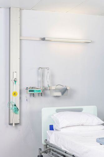 Vertical bed head unit - HU2-02 - Hutz Medical - LED