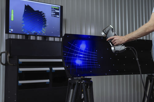 Medical industry 3D scanner - HandySCAN 3D|SILVER series - Creaform ...