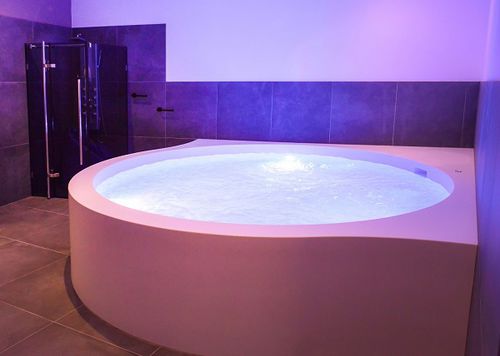 Above-ground sensory isolation basin - Openfloat