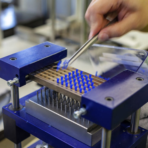 LSR injection molding machine - Silcoplast AG - HTV / for medical ...