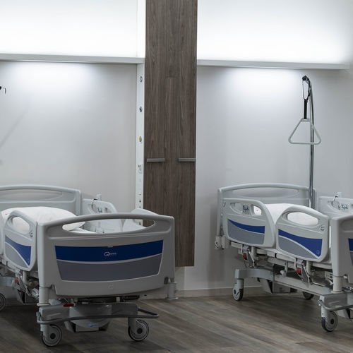 Vertical bed head unit - Oki Design - LM MEDICAL DIVISION - fireproof