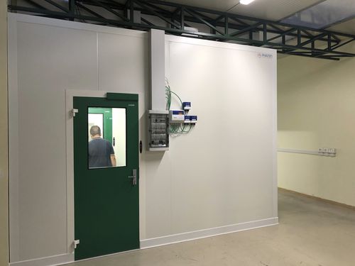 Medical clean room - CAMERA BIANCA - Phamm Engineering - for ...