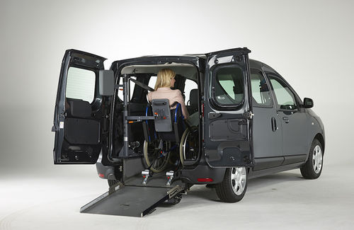 Van wheelchair accessible vehicle - Dlouhy - rear-entry / side-entry