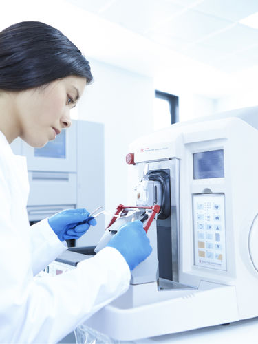 Automated microtome - Tissue-Tek AutoSection® - Sakura Finetek Europe