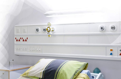 Horizontal bed head unit - 21225B - Static Systems Group Ltd