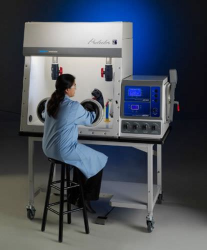 Laboratory glove box - Protector - Labconco - benchtop / with HEPA ...