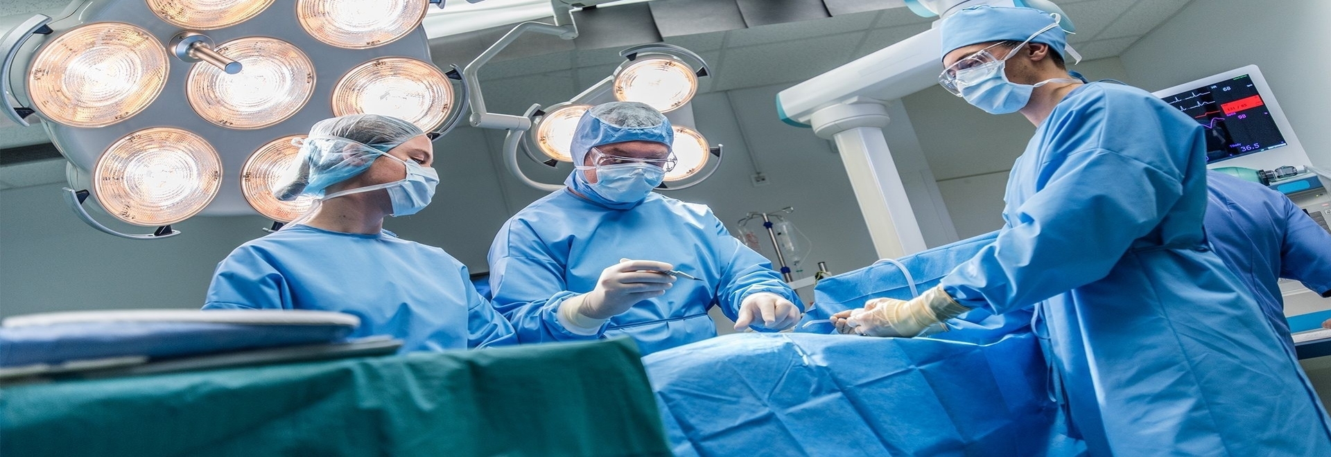 Operating Shadowless Lamp - 8865 Woodbine Ave, Markham, ON L3R 5G1 ...