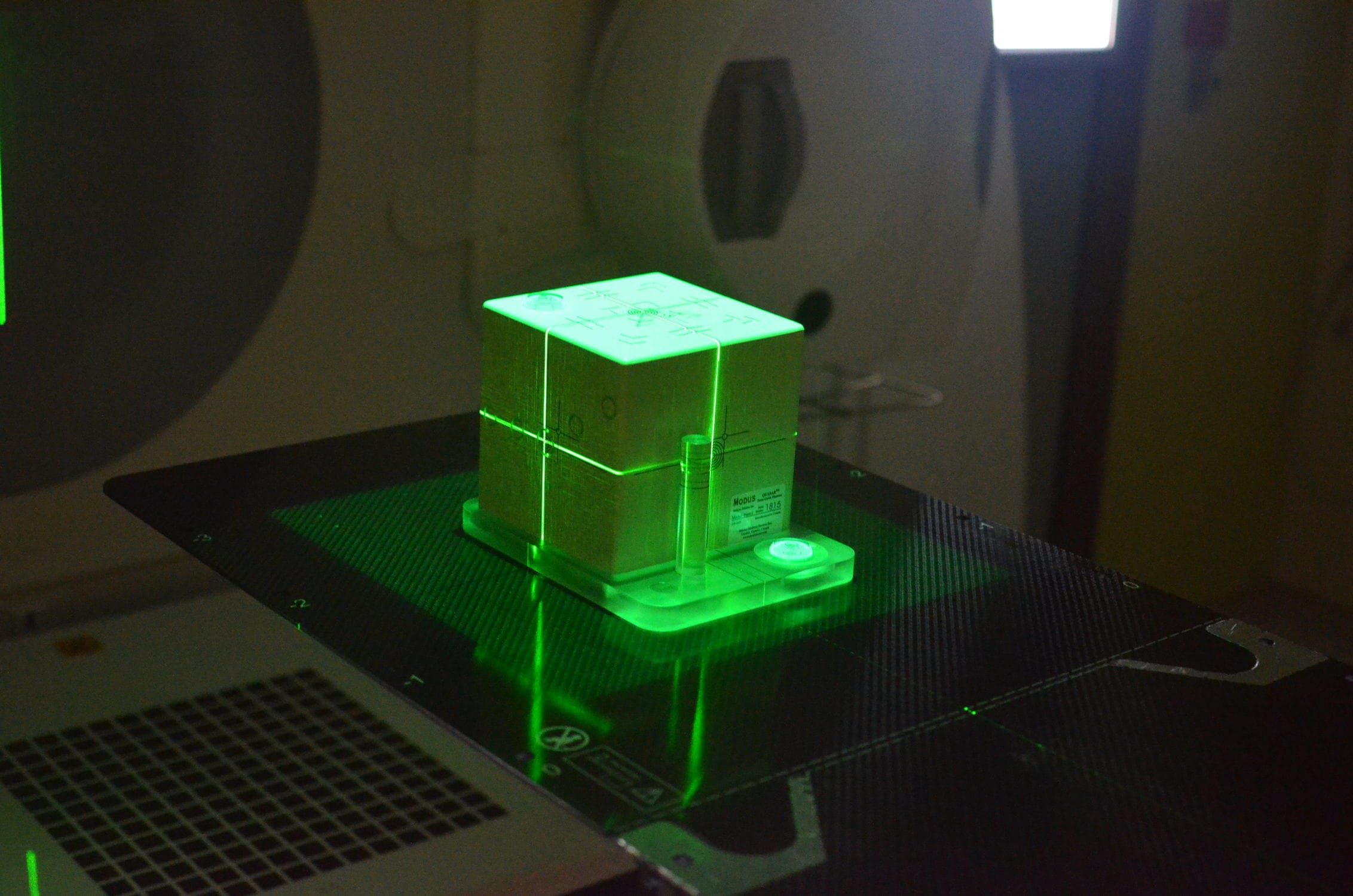 Xスキャナー用試験用ファントム / 多目的 - QUASAR™ Penta-Guide - Modus Medical Devices - 動画