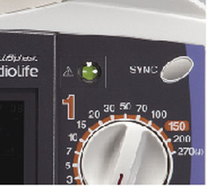 半自動外部除細動器 / Bluetooth / 二相性 / マルチパラメータ モニター付 - TEC-8300 series - Nihon ...