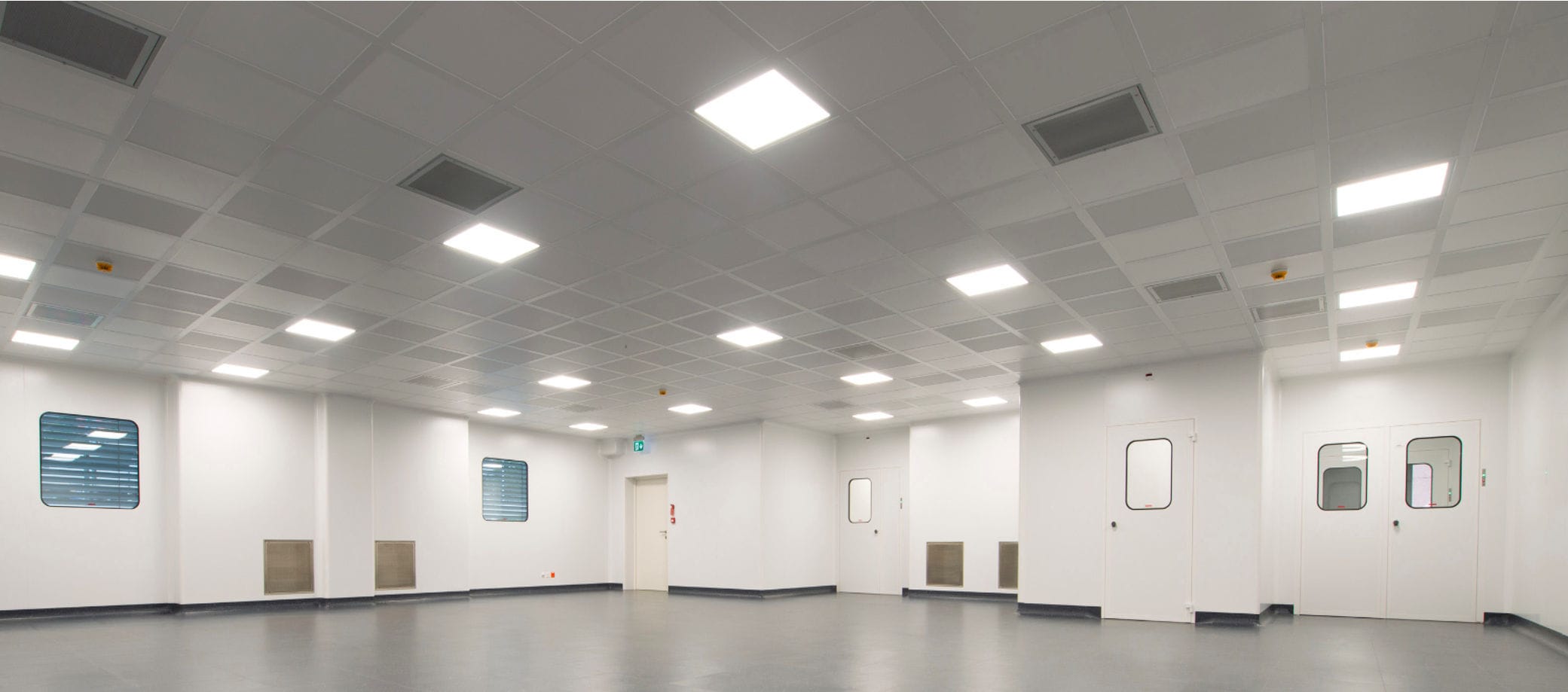 Plafon modular para salas limpas - Nicos Group Inc.