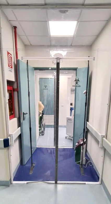 Sala de isolamento para estabelecimento de saúde - Pithos - Stretchers ...